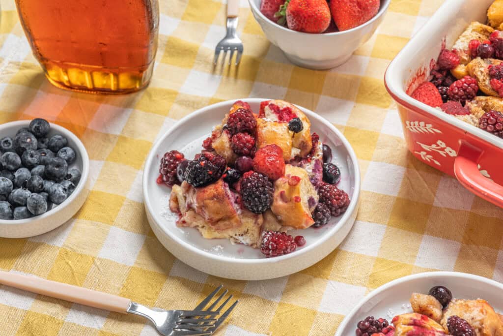 Fruity French Toast Bake - Hey Recipe