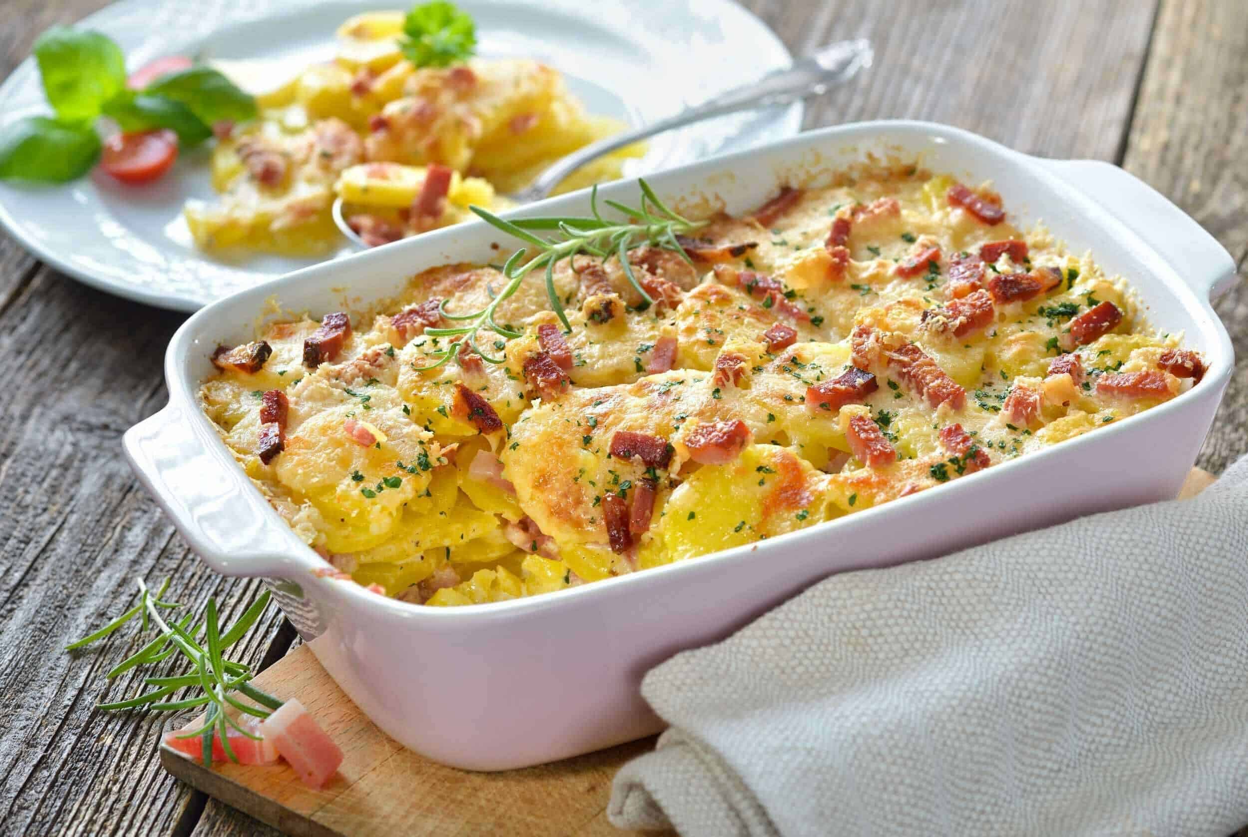 Cheesy Ham & Potato Casserole - Hey Recipe