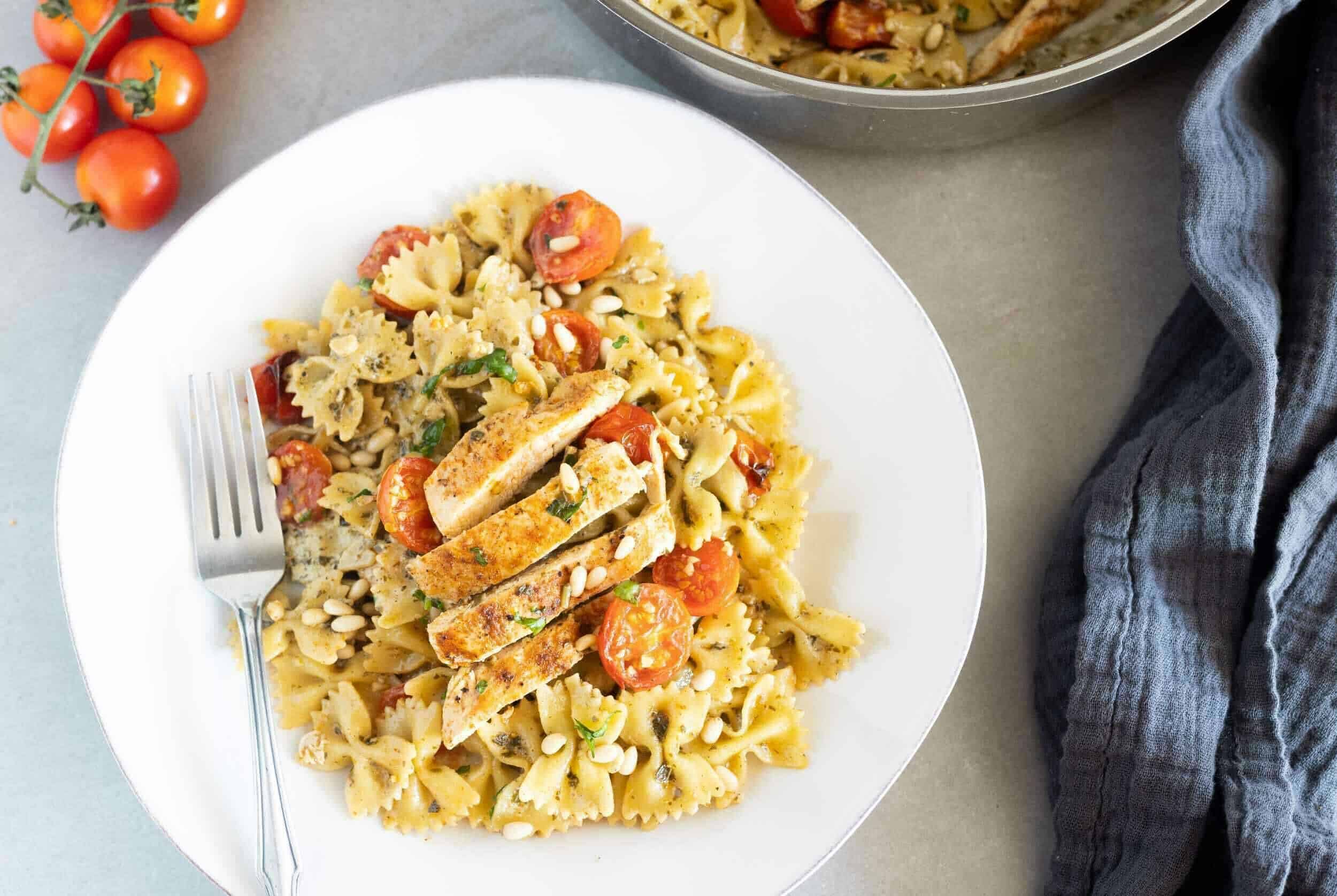 Divine Chicken Pasta - Hey Recipe