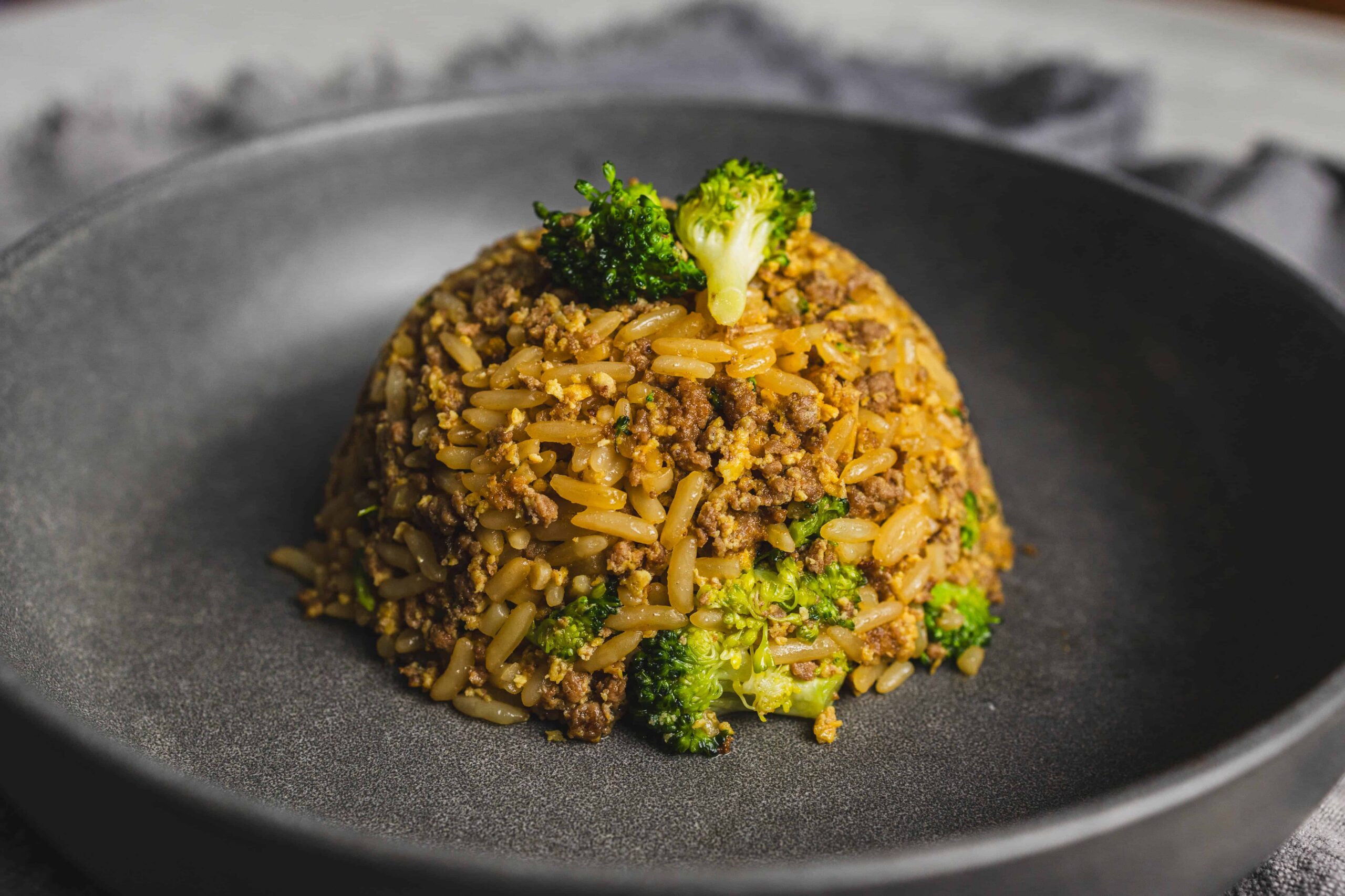 Easy Beefy Broccoli Fried Rice - Hey Recipe