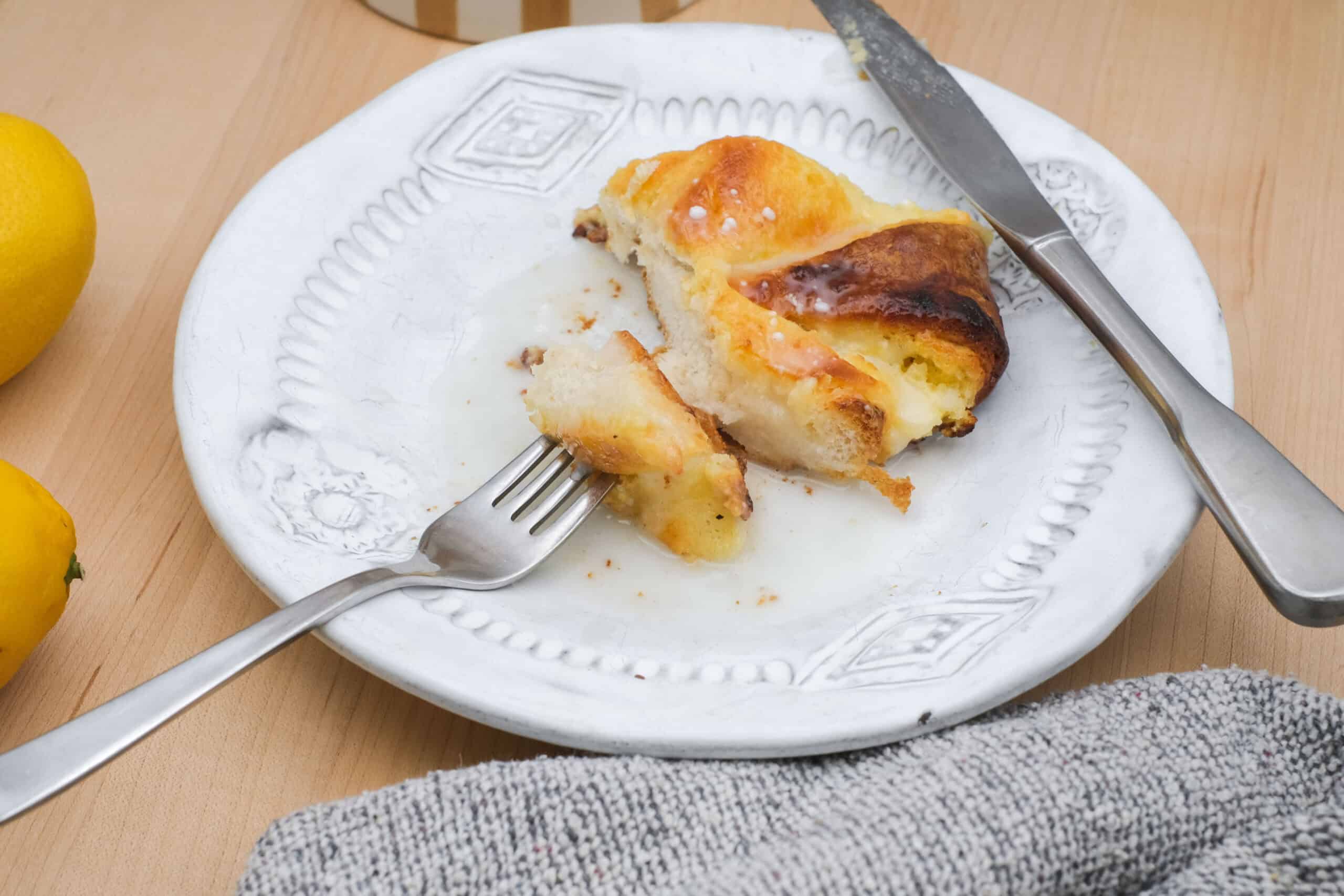 Lemon Cream Cheese Ring - Hey Recipe