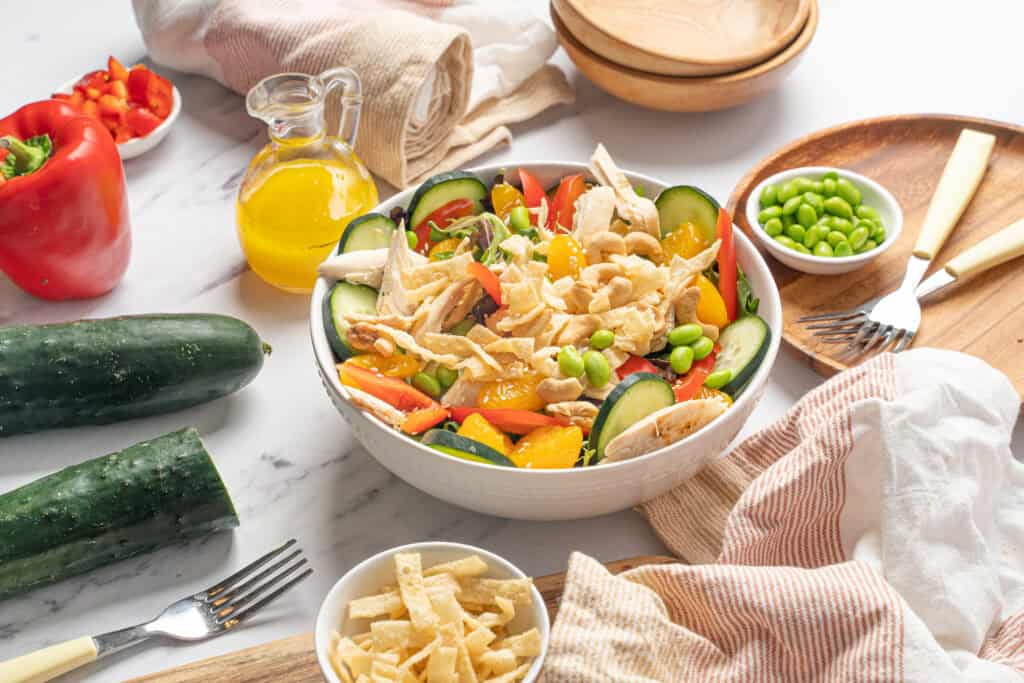 Light and Fresh Asian Salad - Hey Recipe