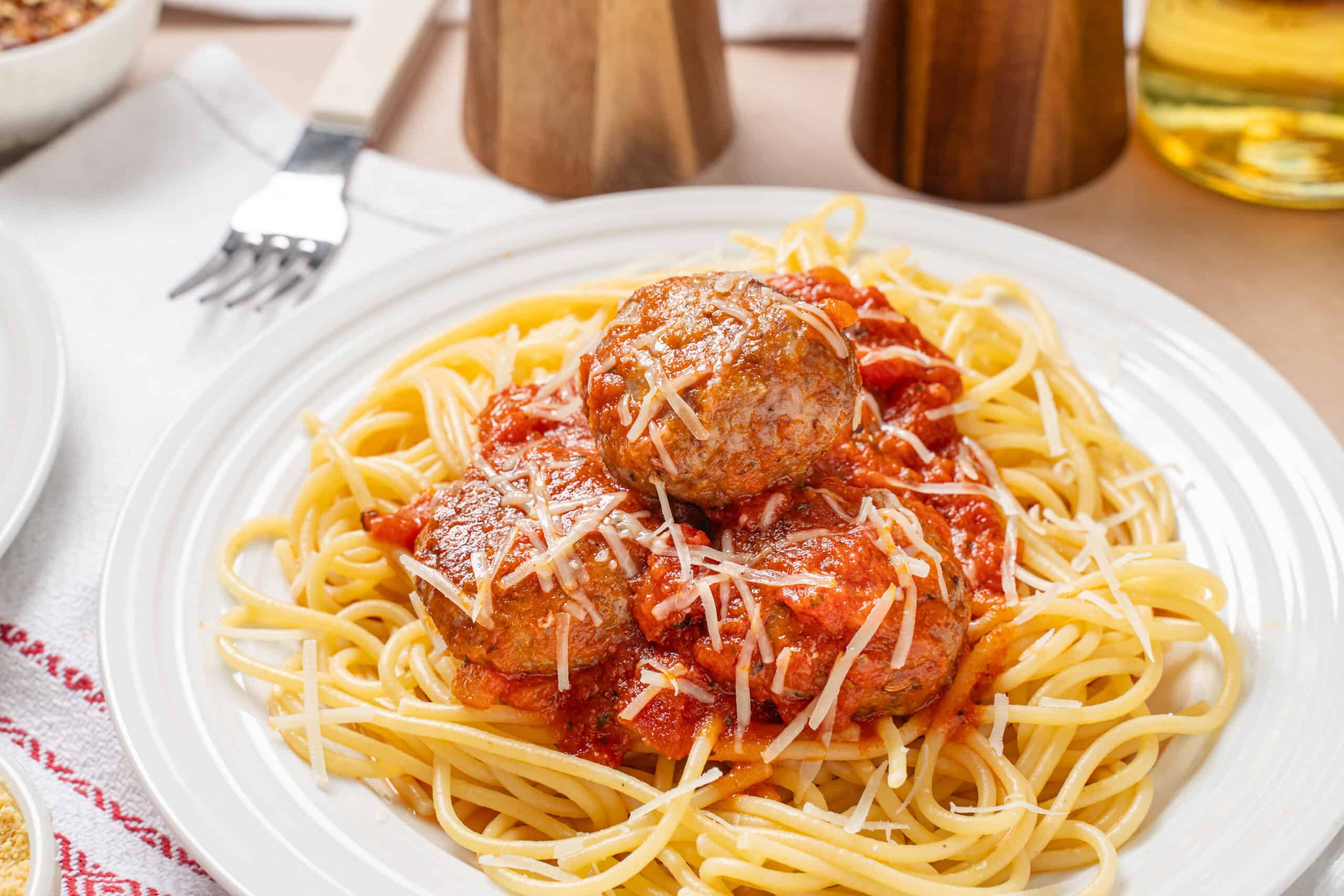 Mia's Spaghetti & Meatballs - Hey Recipe