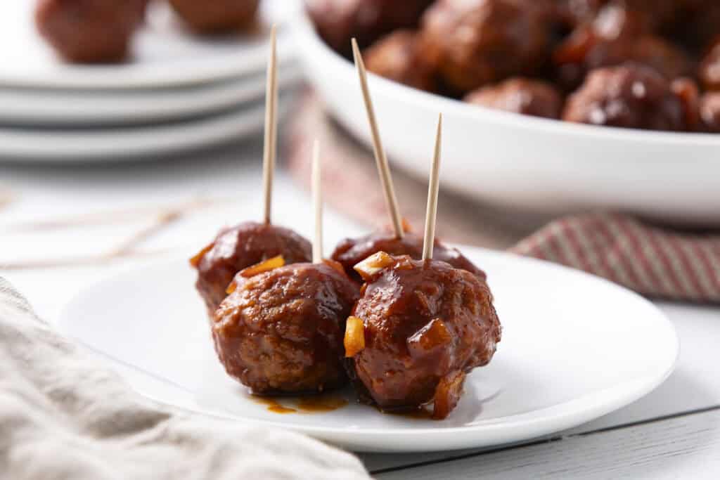 Momma's Amazing Meatballs - Hey Recipe