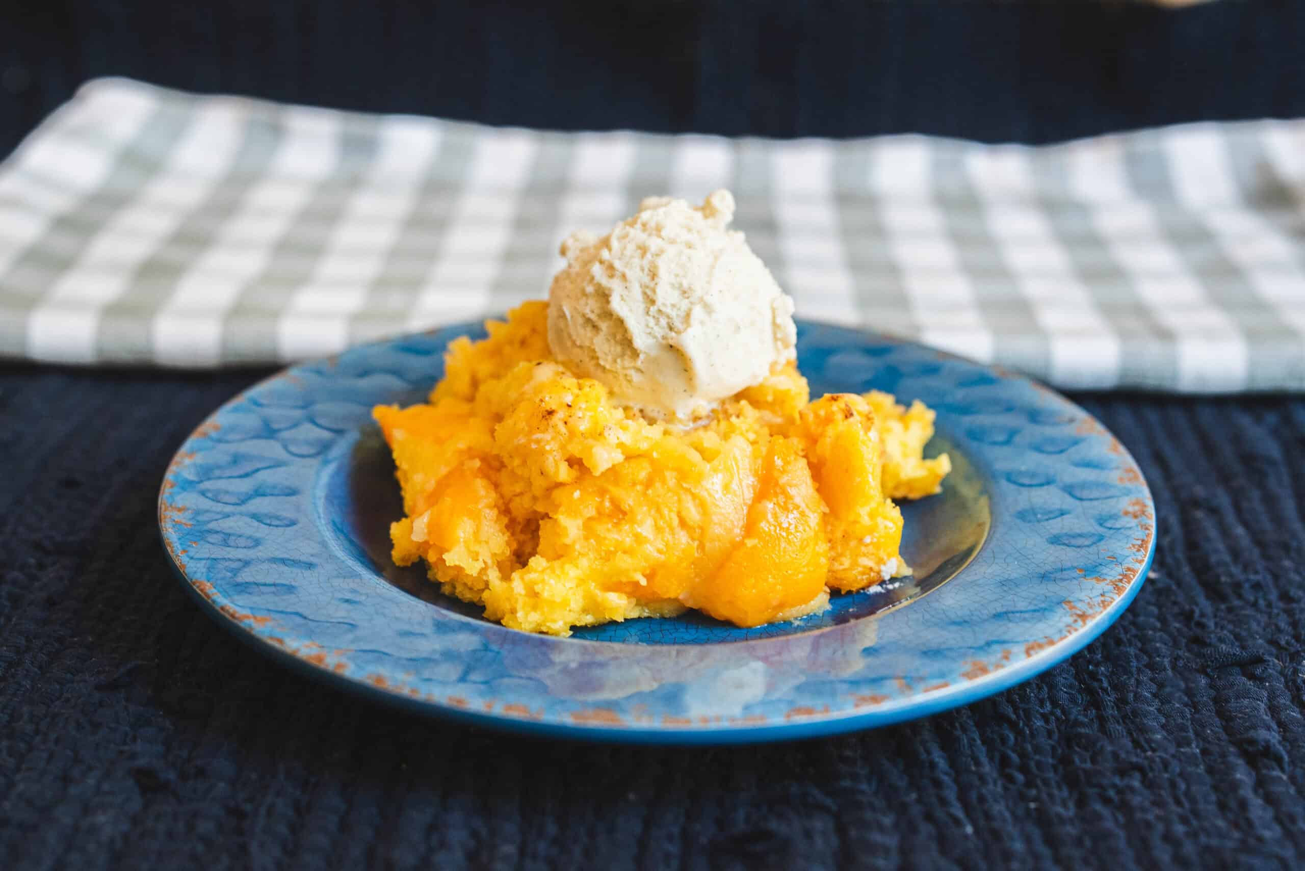 Peach Dump Cake - Hey Recipe