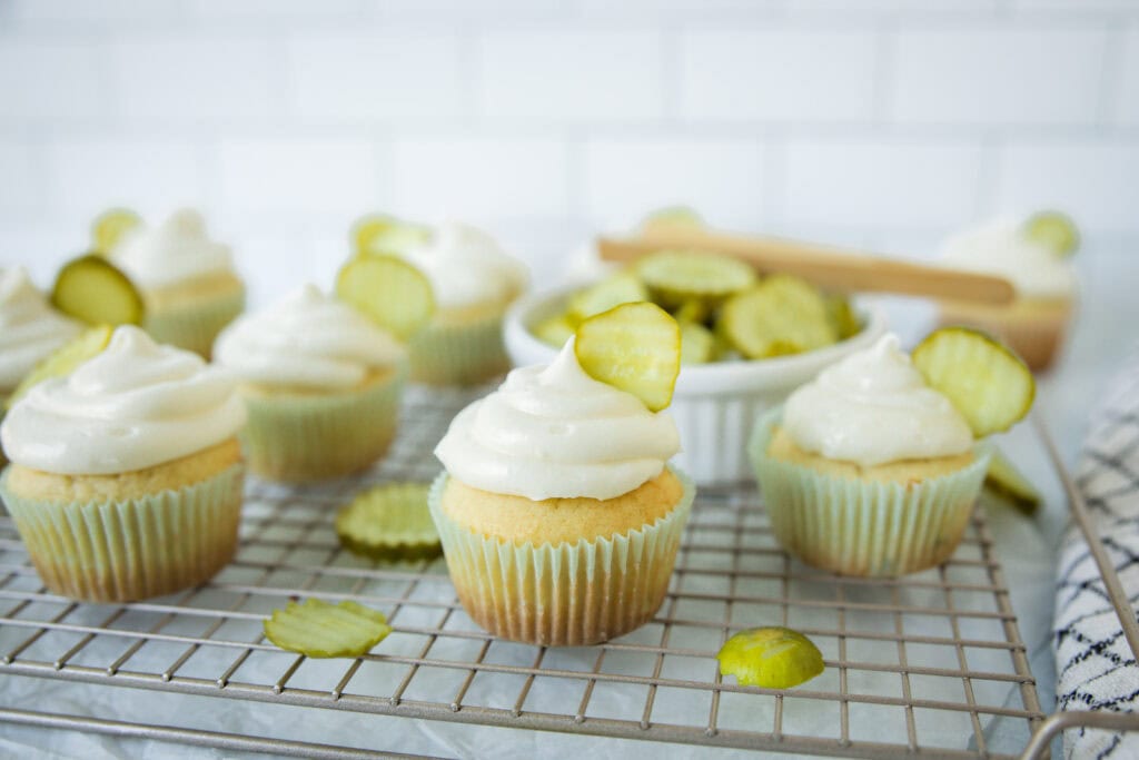 Pickle Cake - Hey Recipe