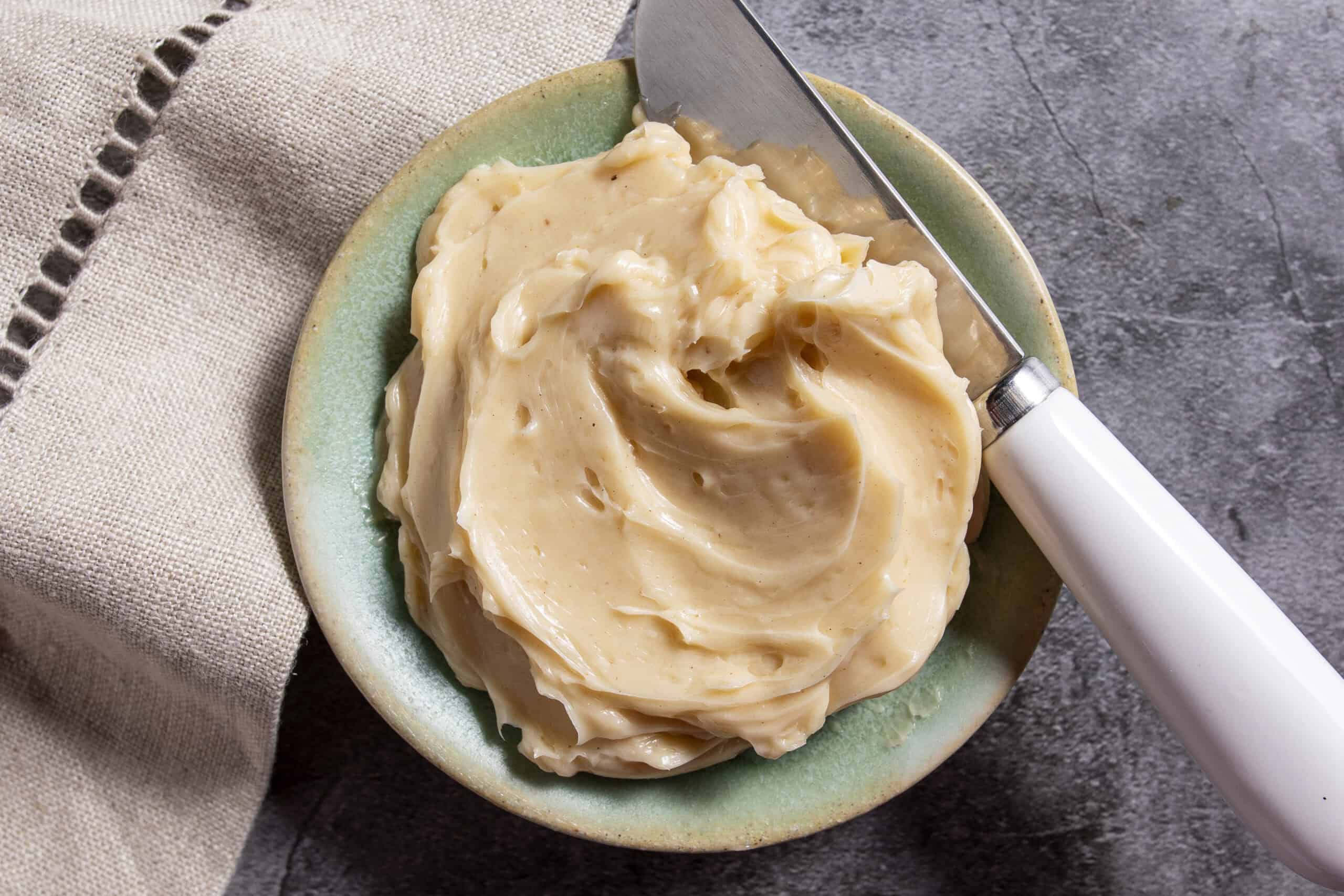 Whipped Honey Butter - Hey Recipe